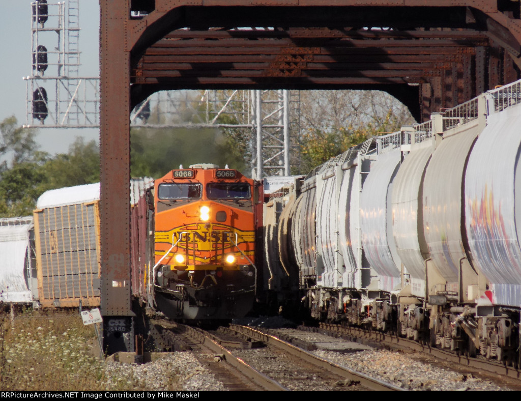 BNSF 5066